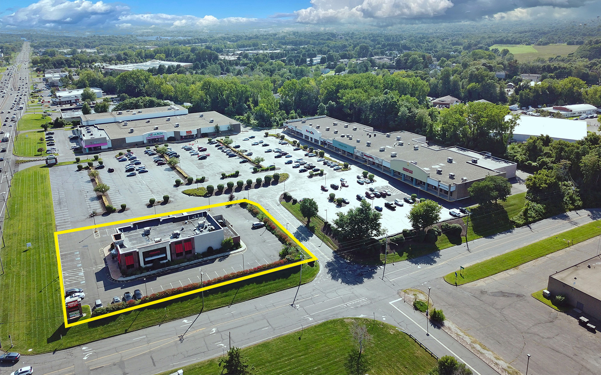 ROYAL PROPERTIES BRINGS HUNGRY BOWL TO JOANN’S PLAZA IN NEWINGTON, CT ...